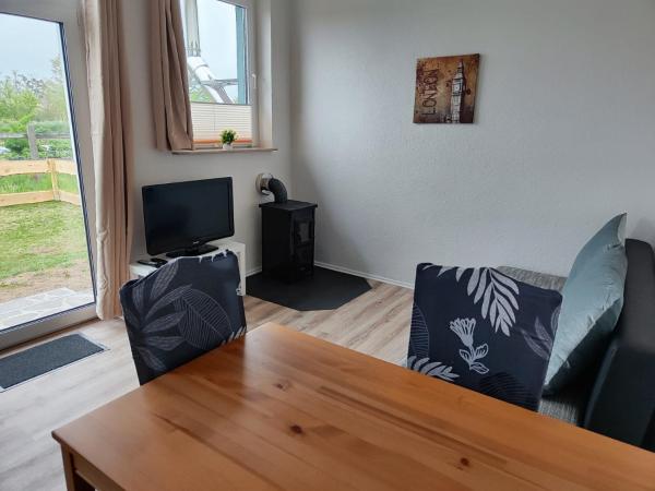 Gemütliche Ferienwohnung Mit Kamin Und Garten - 10 Minuten Von Templin - Templin