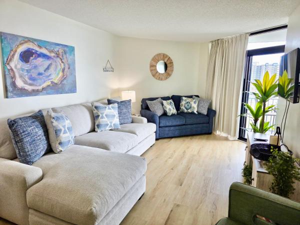 Wow! Oceanview 3 Bedroom Condo! Pool & Private Balcony - Myrtle Beach