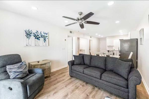 Beachfront Retreat With Shared Pool And Fitness Center - Alabama