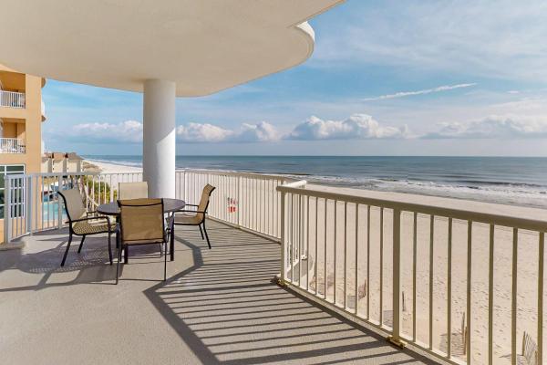 Beachfront Corner Condo With Amazing Gulf Views Balcony Pools & Hot Tubs - Gulf Shores, AL