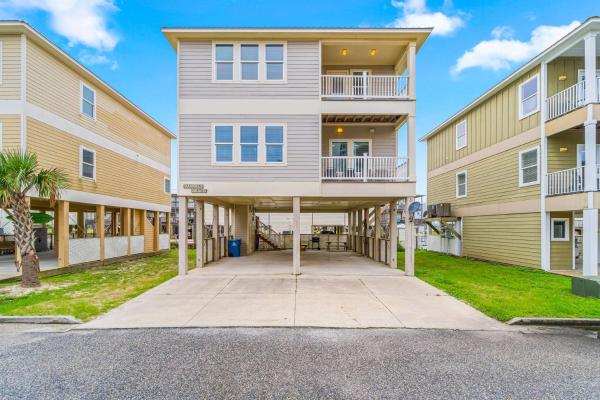 Wonderful Home Near The Gulf With Shared Pool Fishing Pier Easy Beach Access - Gulf Shores, AL