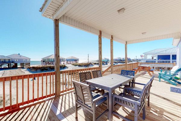 Dog-friendly Home With Gulf Views Washer Dryer & Central Ac - Dauphin Island, AL