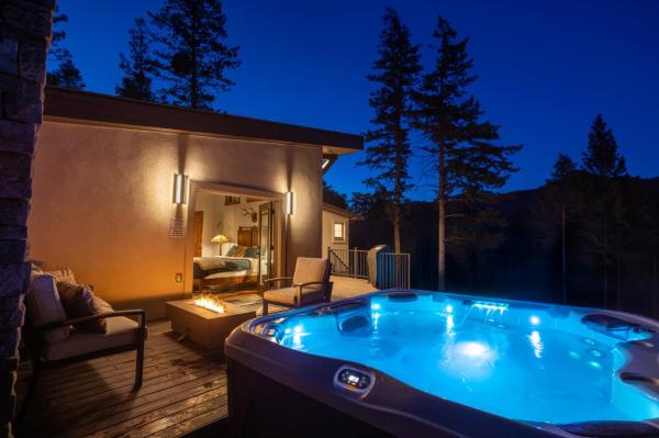 Mountain Cabin With Hot Tub, Scenic Views, Fire Pit, By Forest & Peak Retreats - Colorado