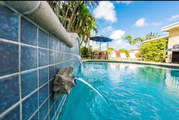 The Wilton Woodsman At Shady Pines - Men Only - Clothing-optional - Fort Lauderdale, FL