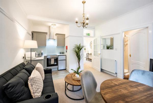 Cosy Town Centre Flat In Irvine - Escocia
