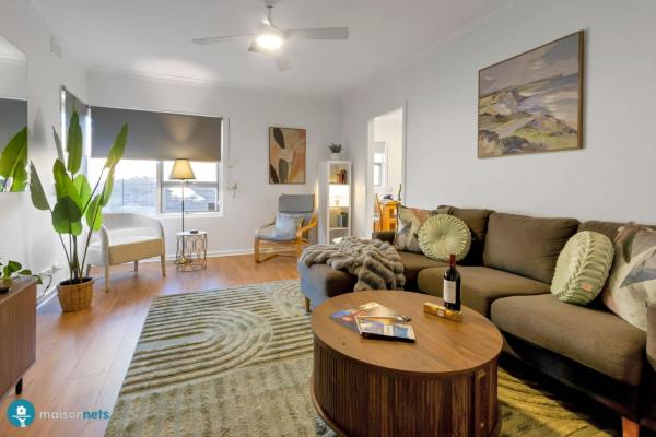 Beachside Largs Bay Pet Friendly 3 Bed Haven - Adelaide