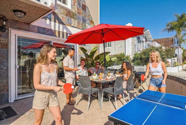 Awesome 3br 2bth 1 Block To Beach C2 - Newport Beach, CA