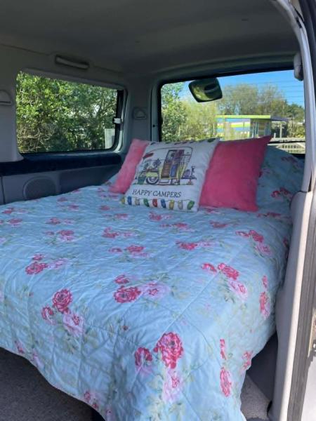 Allys Cute Campervan - Penzance