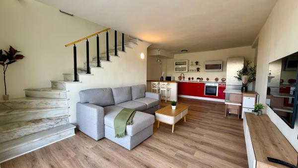 White And Green Duplex, By Sol Maestranza - Marbella