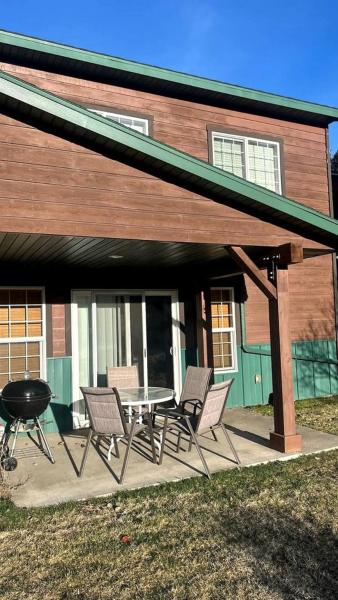 Charming Family Escape With Porch, Bbq & Beach Access In Mccall, Idaho - McCall, ID