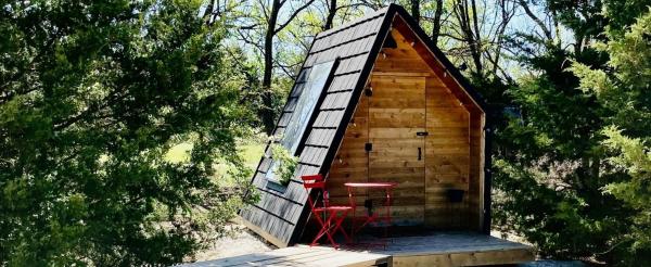 Charming A-frame Cabin Experience With Campfire Vibes In Humboldt, Kansas - Kansas