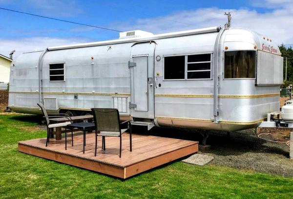 Delightful Glamping Vintage Trailer Rental Near The Ocean, Waldport, Orego - Yachats, OR
