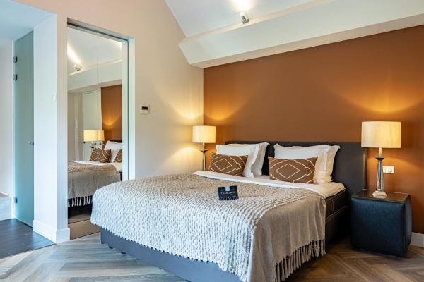'T Ganzenest Restaurant # Klein Hotel - Zoetermeer
