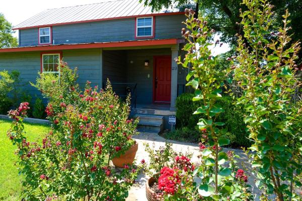 Riverside Zen And Pet-friendly Escape Retreat In Bastrop, Texas - Bastrop, TX