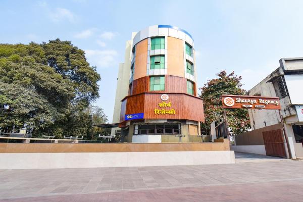 Fabhotel Shourya Regency - Pune