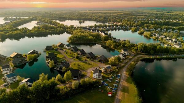 Libelle Lodge - South Cerney
