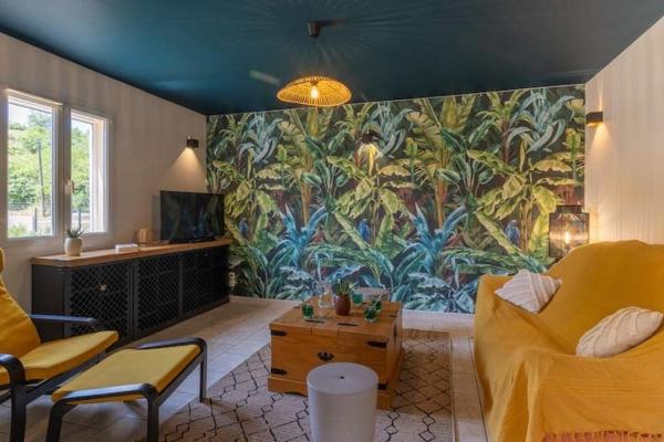 Gite De Charme Avec Piscine Balneo Ruoms - Ruoms
