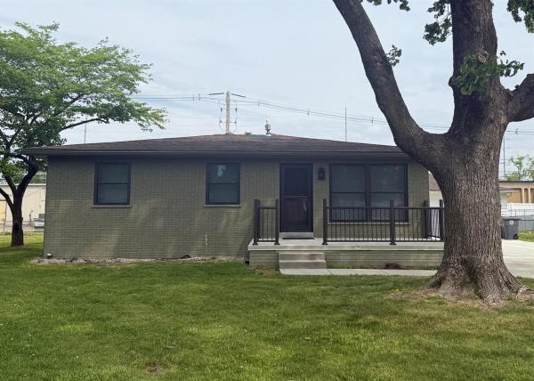 Harrison Place - Discount For 2 Or More Nights! - Evansville