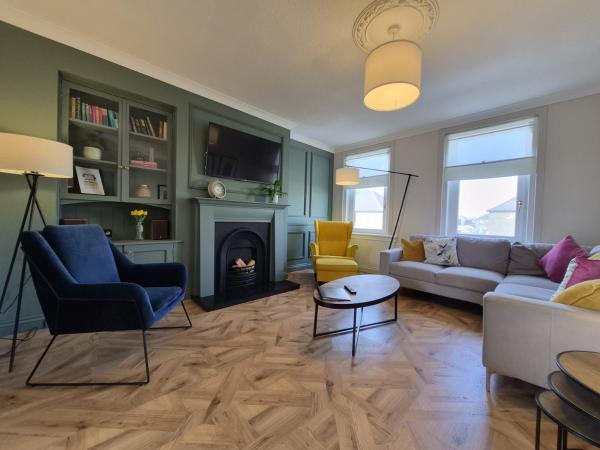 Heathfield Rest - 2 Bed Apartment - Prestwick
