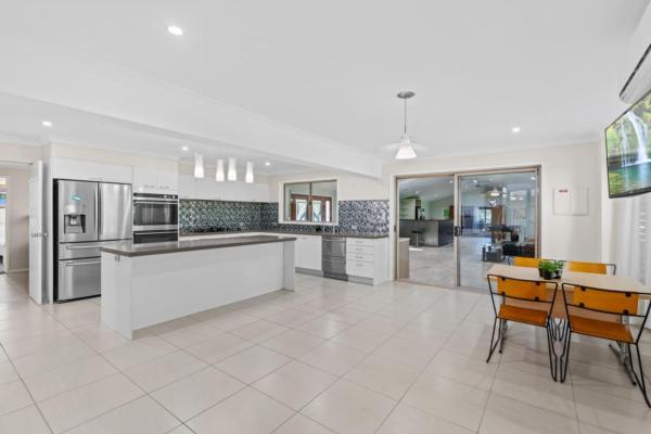 Ultimate 5br Luxury Estate Family Group Haven - Springwood