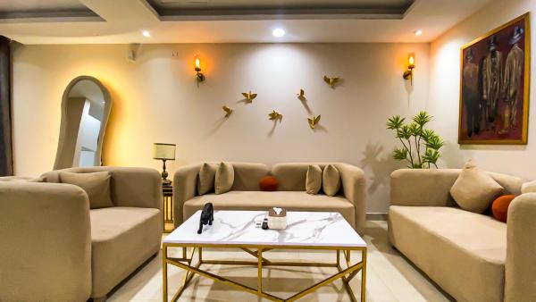 Gold Crest Maison Noir Furnished Apartments Dha Lahore Ph4 By Nest Now - Lahore