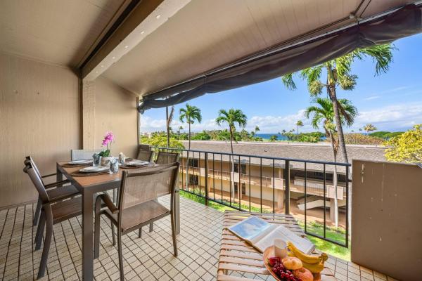 Eldorado K210 - Lahaina, HI
