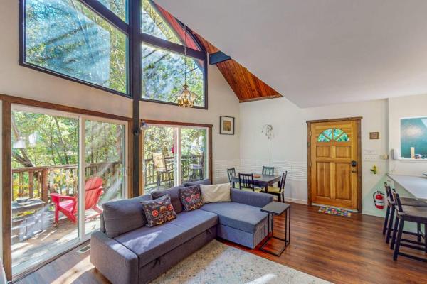 Cazadero Dreams - Jenner, CA