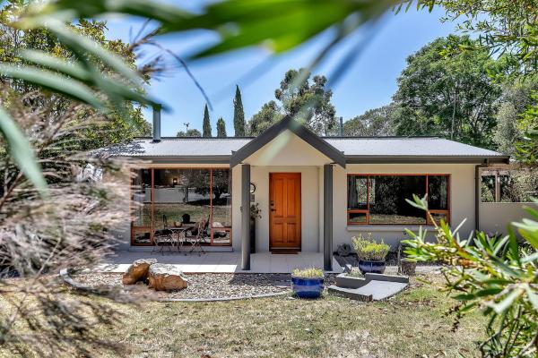 Karku Wardli Cottage Luxury Hills Retreat - Adelaide