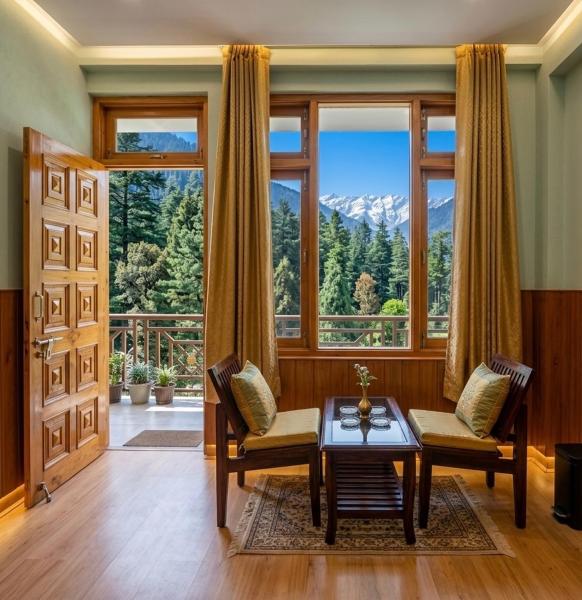 Sharaji Cottage #Premium Room # Cafe #Comforable Stay - Jibhi