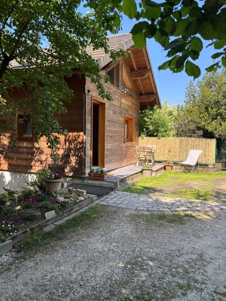 Omazot Au Calme Dans Verdure - Aix-les-Bains