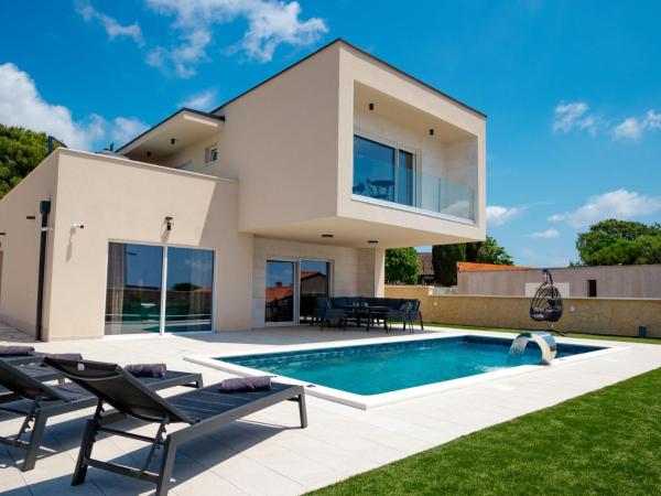 Villa Paula By Interhome - Banjole