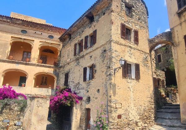 Appartement Médiéval Au Cœur Du Village De Lama - Corse