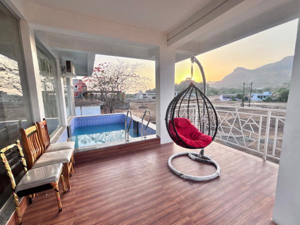 Avera Luxurious Stay - Igatpuri