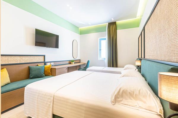 Santorini Luxury Room 5 - Beach Access, Parking And More - Dhermi