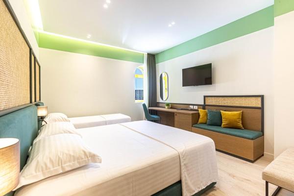 Santorini Luxury Room 6 - Beach Access, Parking And More - Dhërmi