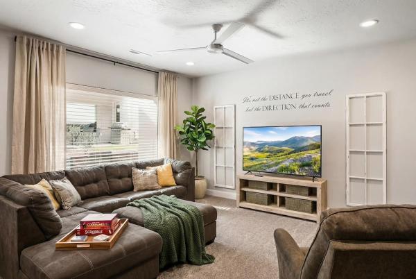 Perfect Family Getaway With Pool, Lazy River & Gym - Harrisburg, IL