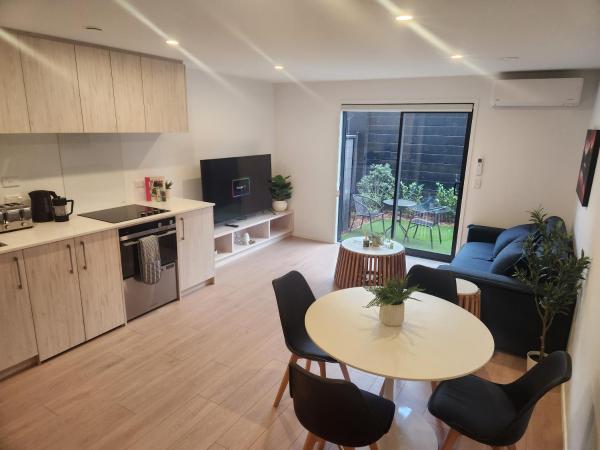 Central, Sleeps 4, Spa & Sauna - Christchurch