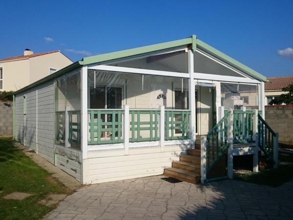 Chalet à Brem - 3 Chambres, Terrasse, 6 Personnes - Api-1-52-374 - Brem-sur-Mer