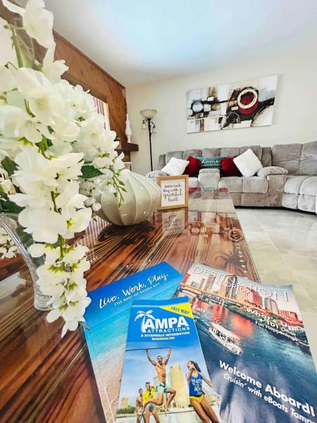 Vintage Family Scape + Heated Pool&discount - Safety Harbor, FL