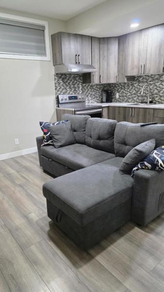Homey & Welcoming - Calgary