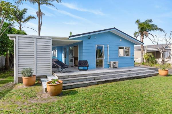 Coastal Whanau - Ruakaka Holiday Home - Ruakākā