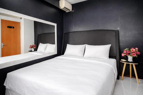 Homey And Compact 2br Cibubur Village Apartment By Travelio - Depok