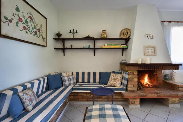 Seafront Cozy Villa - Corfu Homely Getaway - Kavos