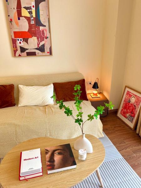 Serenity Building 1br Apartment - 20' From Noi Bai Airport - Spacious With Balconies - Hanoi