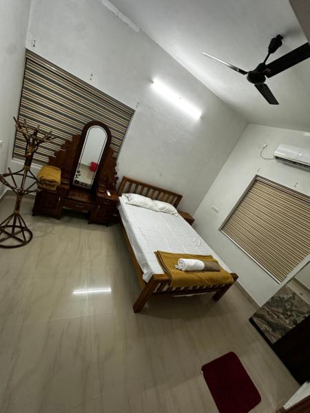 Hideout Stays - Attingal