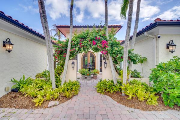 Endless Beach Days! Luxe Vero Beach Home W/ Pool - Vero Beach, FL