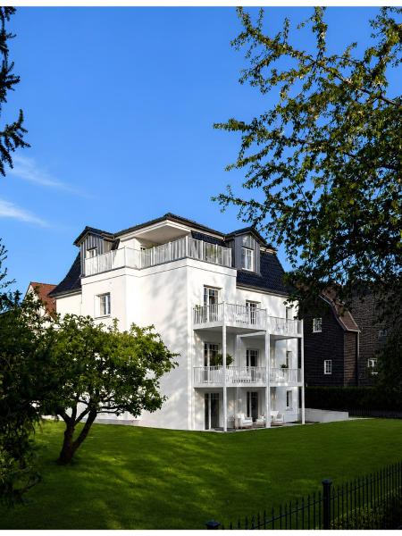 Neu! Modernes Apartment Mit Großem Balkon I Küche I Netflix I Parkplatz I Ruhig Und Zentral Am Kurpark Gelegen - Duderstadt