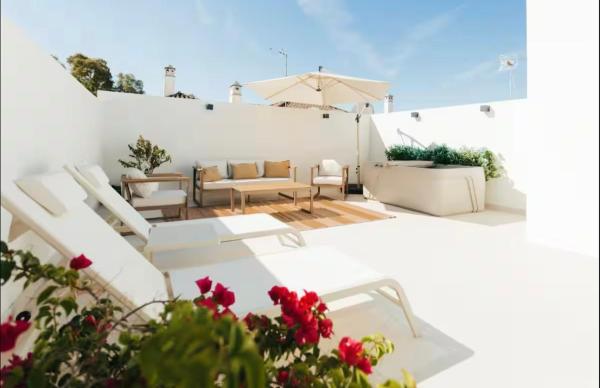 Luxury Rooftop, Private Jacuzzi With Mountain Views - Marbella