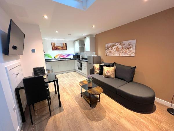 Glastonbury Serenity, Split Level 1 Bedroom, 2 Single Bed - Glastonbury