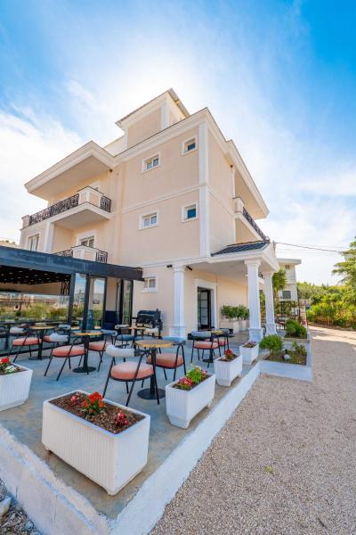 Hotel Almar - Ksamil